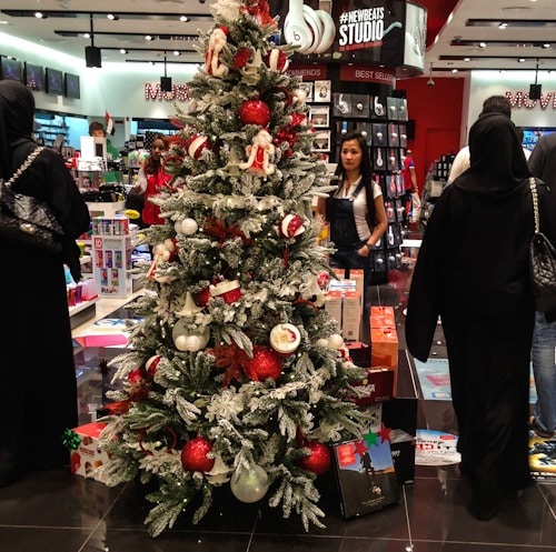 UNITED ARAB EMIRATES: Merry National Happy Day Christmas: Holidays In a ...